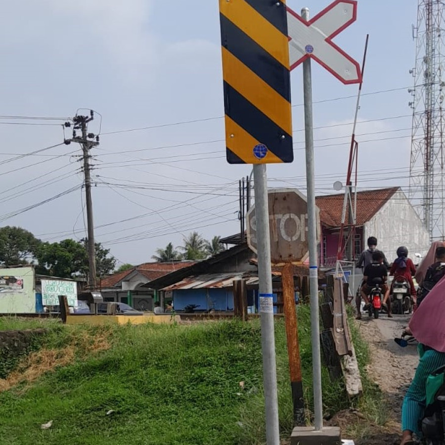 RAMBU - RAMBU LALU LINTAS