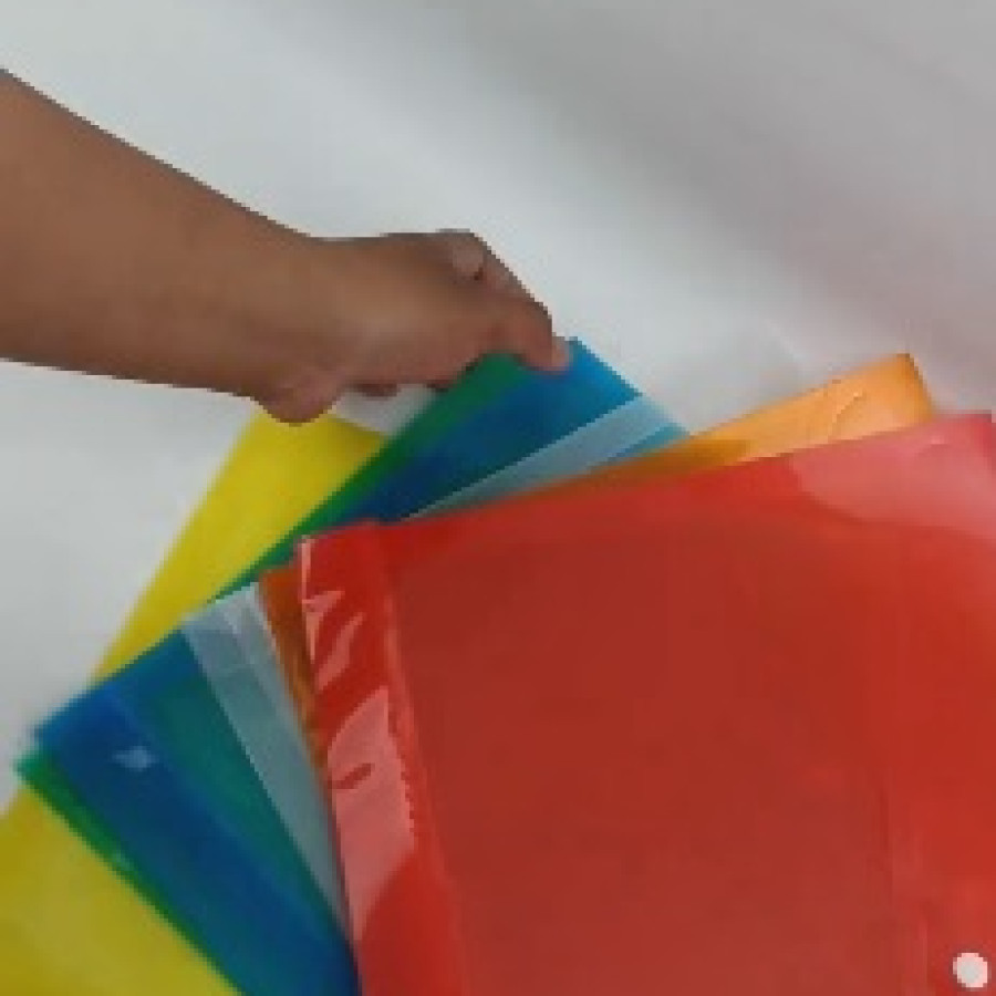 Map Plastik Kancing Merek Dataflex