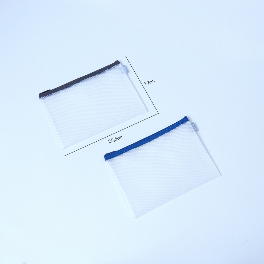 Map Zipper Bantex Zip Bag ukuran A5 (14,8 x 21 cm)