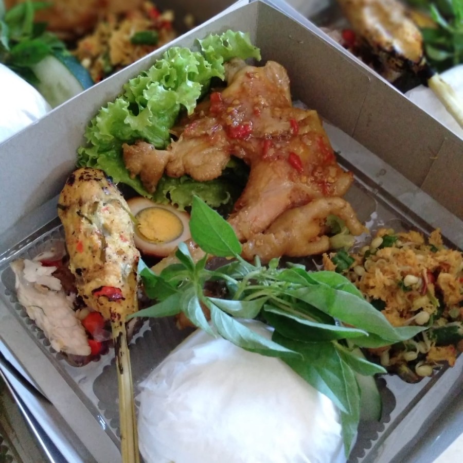 Nasi Box Crisna Cake Menu Bali