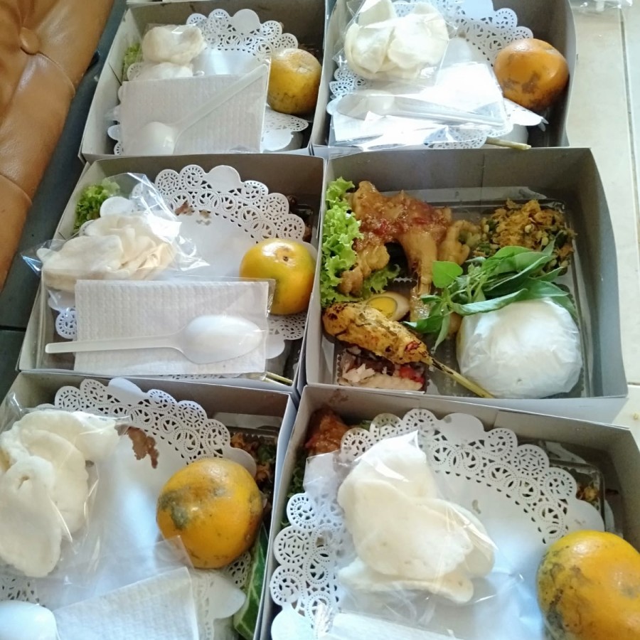 Nasi Box Crisna Cake Menu Bali