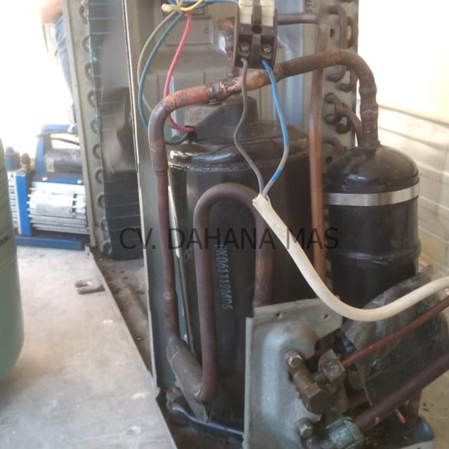 Perbaikan Kondensor AC SPLIT 2 PK